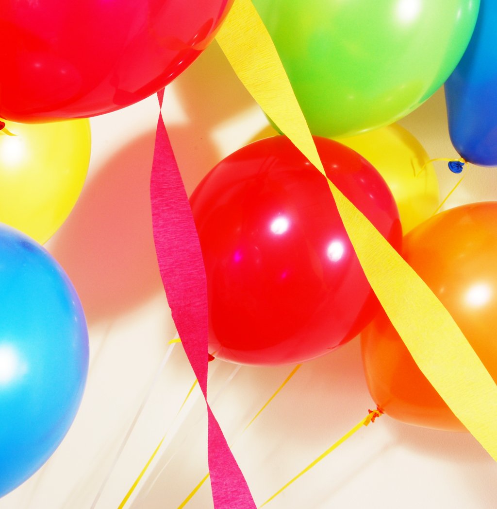 Shop Wholesale Party Streamers - A Trusted Party Supplies Vendor ...